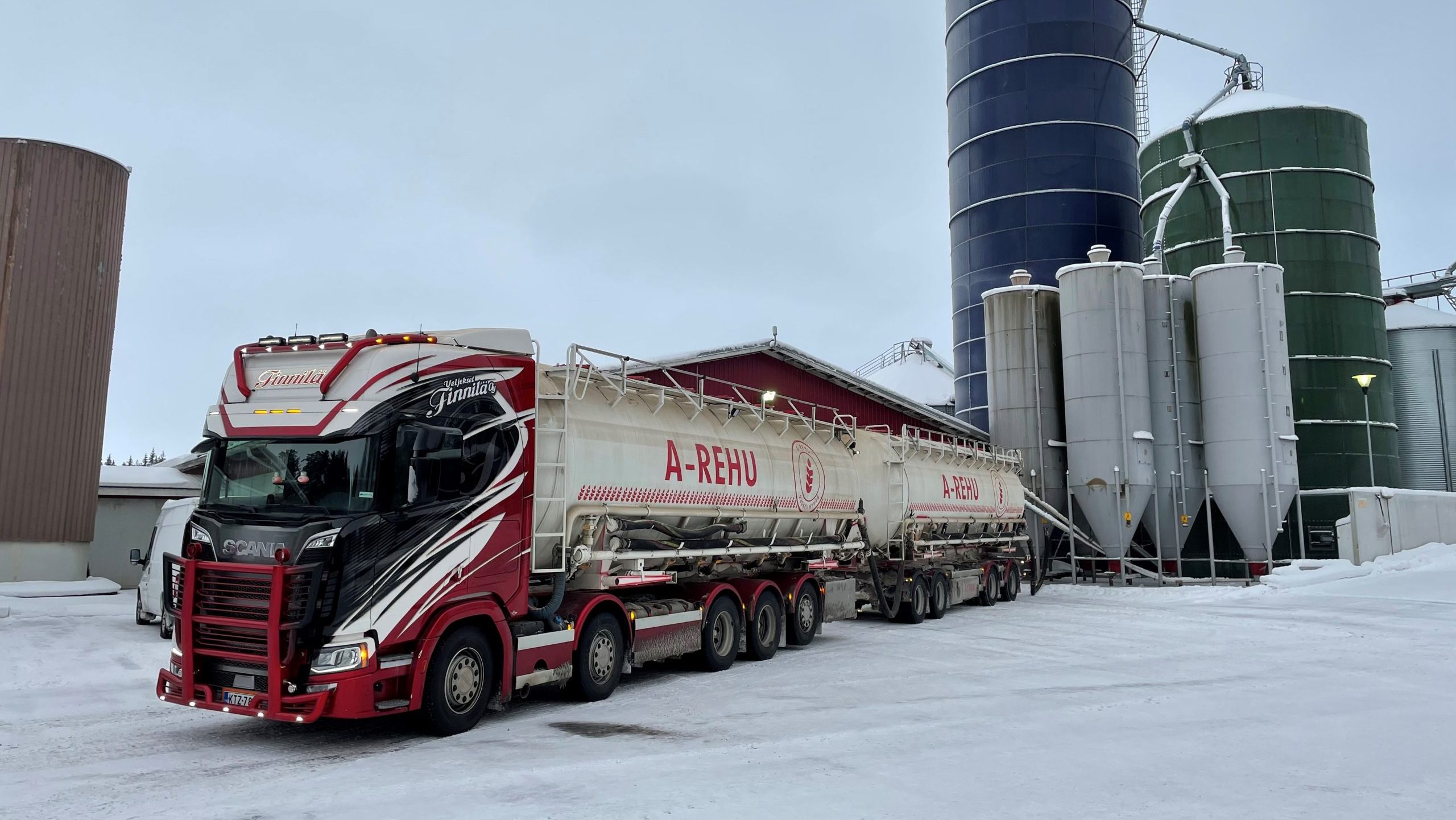 Rehukuljetukset - Veljekset Finnilä Oy